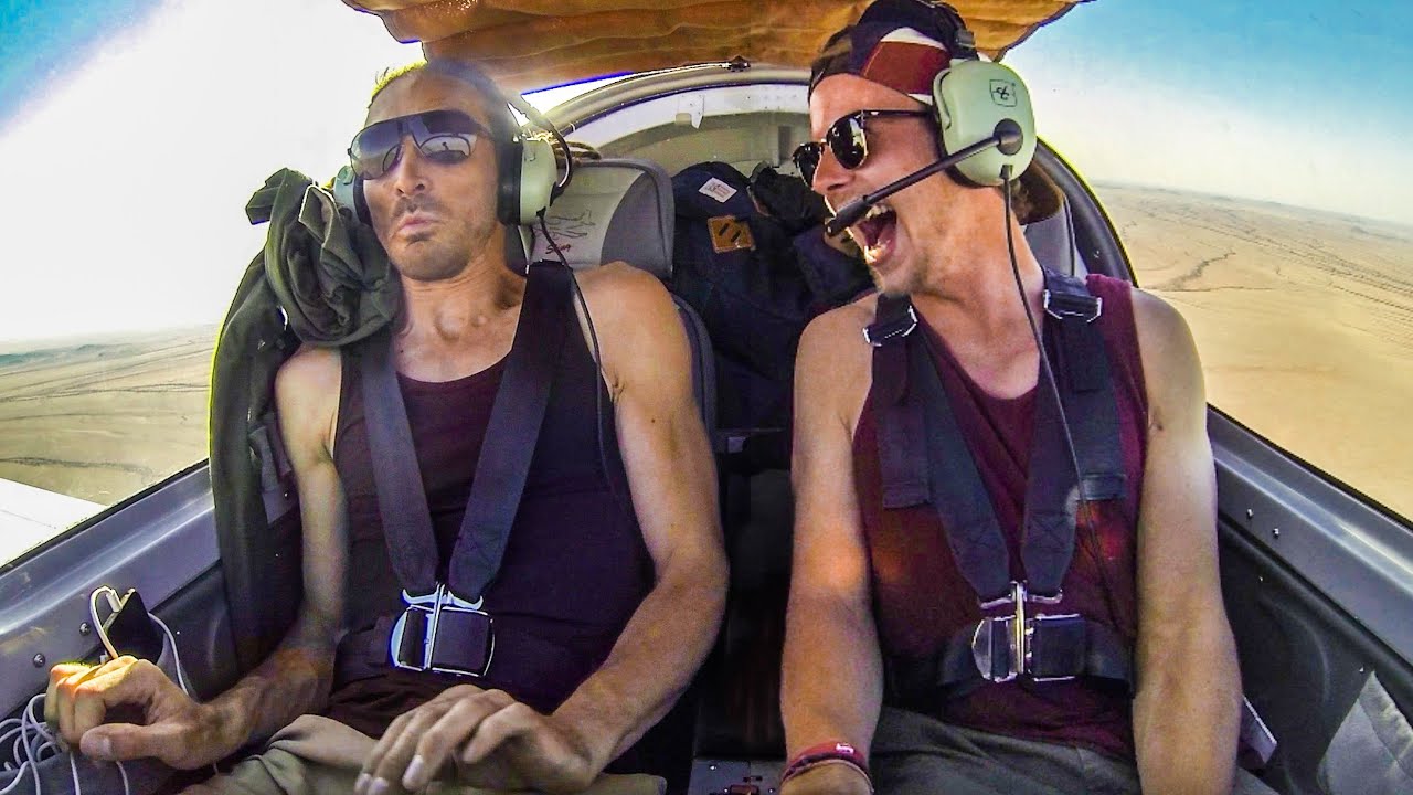 TERRIFYING PLANE PRANK! - YouTube