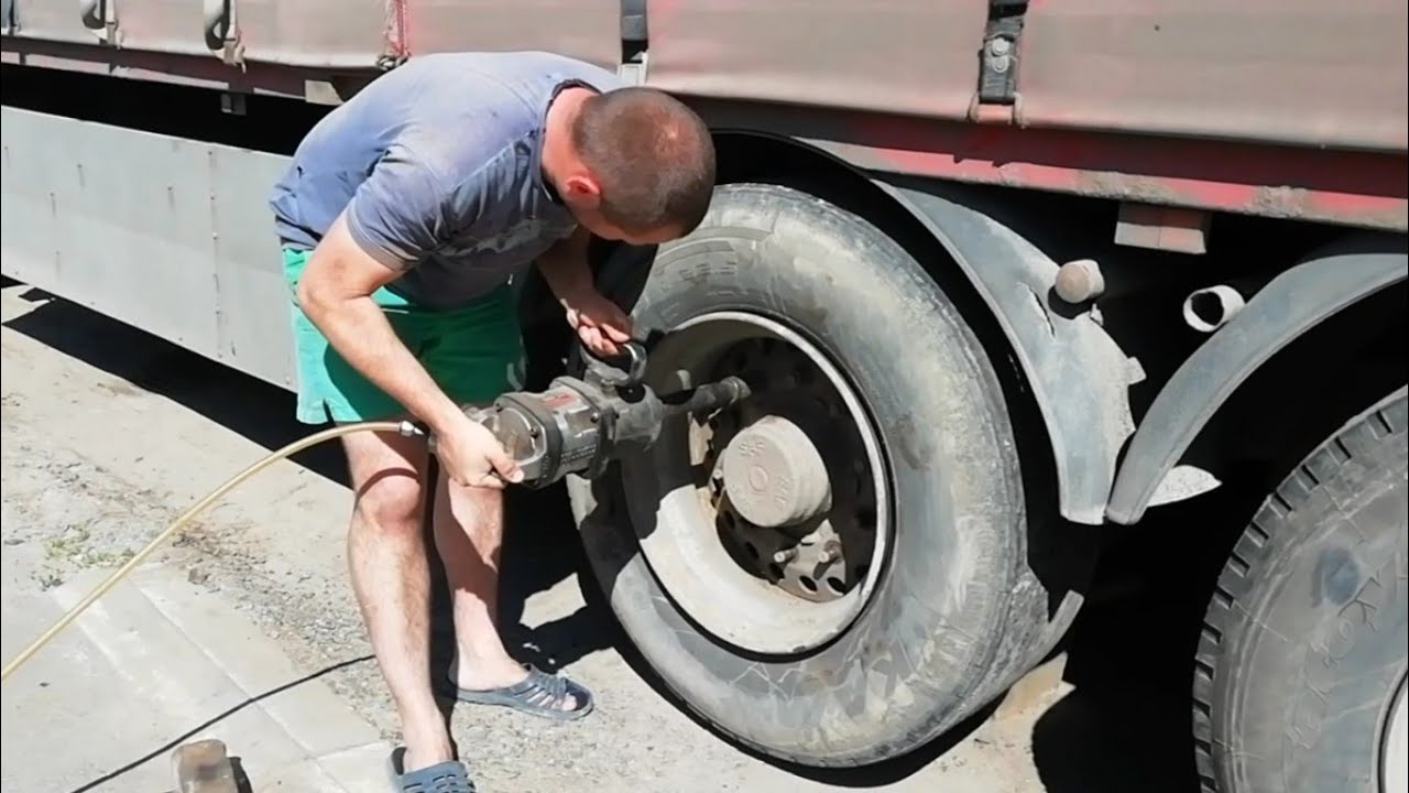 ROSSVIK RT-5880 гайковерт грузовой, ударный пневматический В РАБОТЕ - YouTube