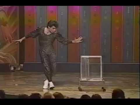 Contortionist Yogi Daniel - YouTube