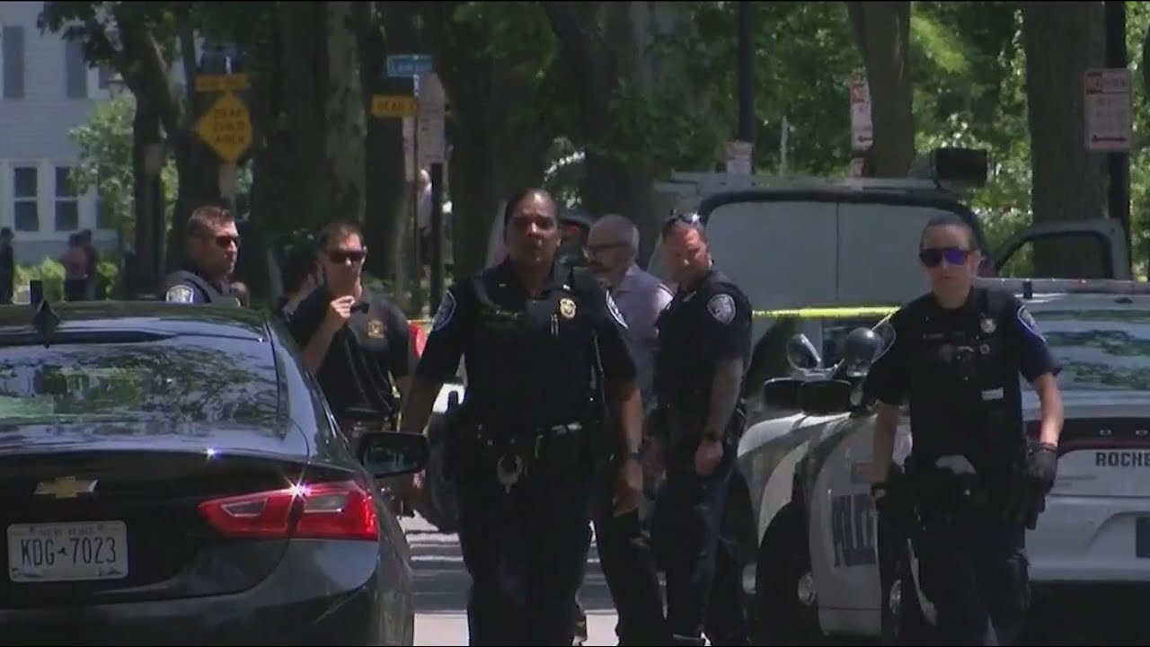 Rochester Police investigate homicide on Harding Road - YouTube