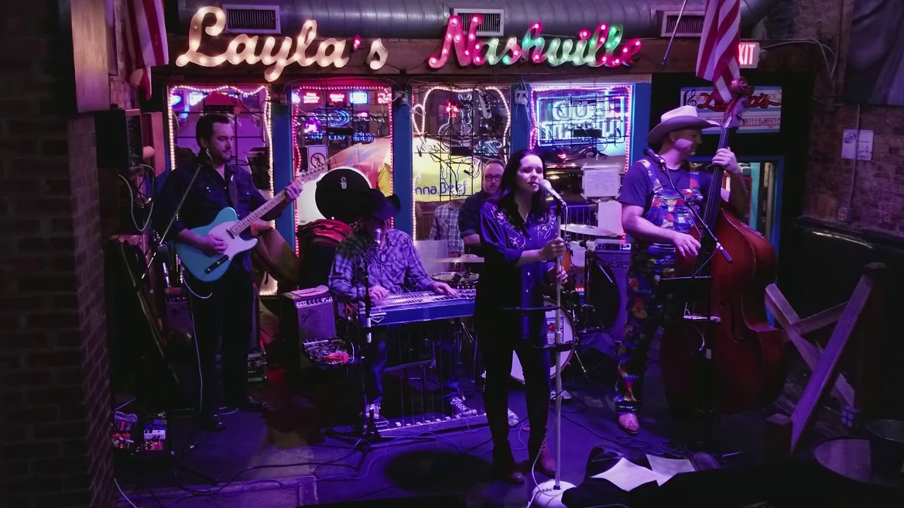 Willie Nelson "Blue Eyes Crying in the Rain" by Wendy Newcomer - YouTube