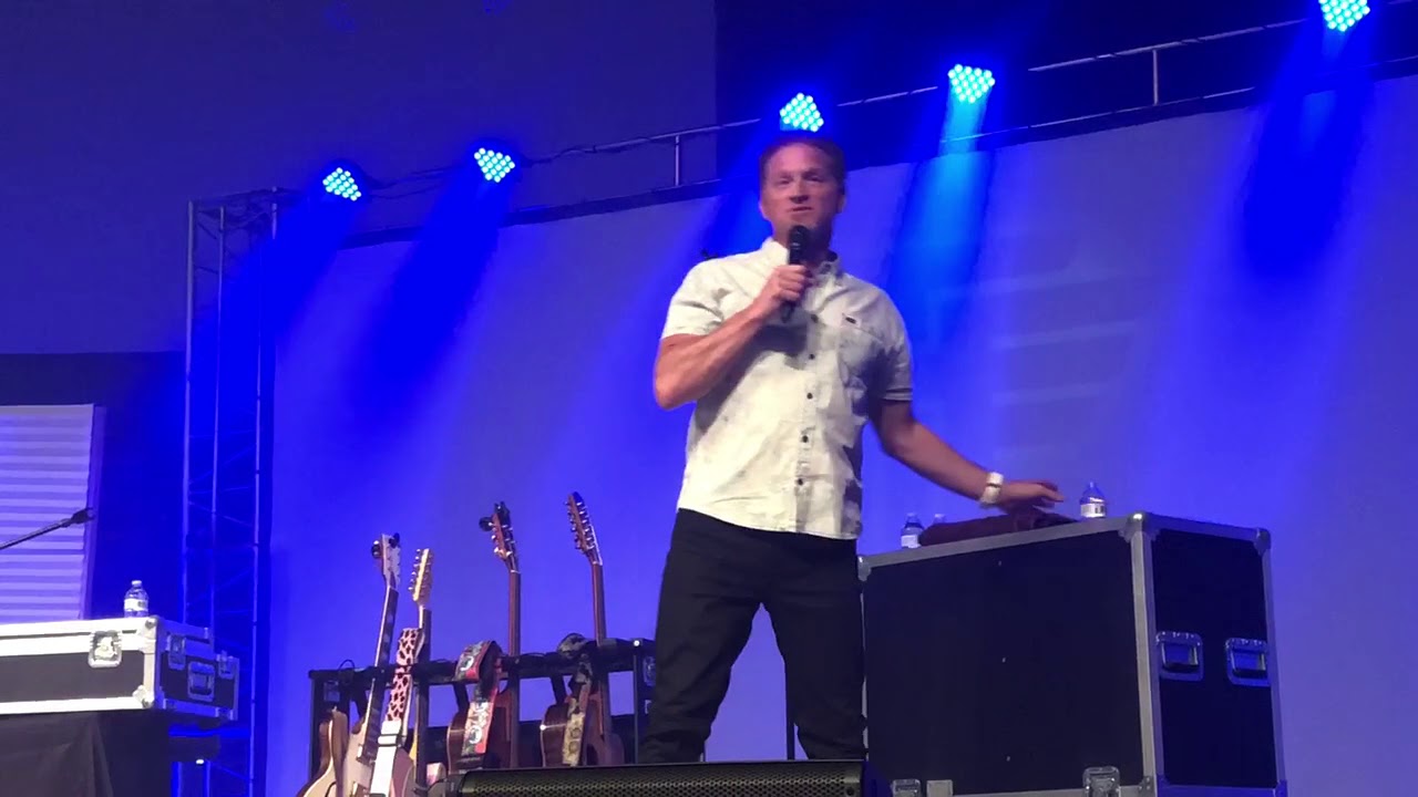 Tim Hawkins homeschool kids July 2018 Colorado - YouTube