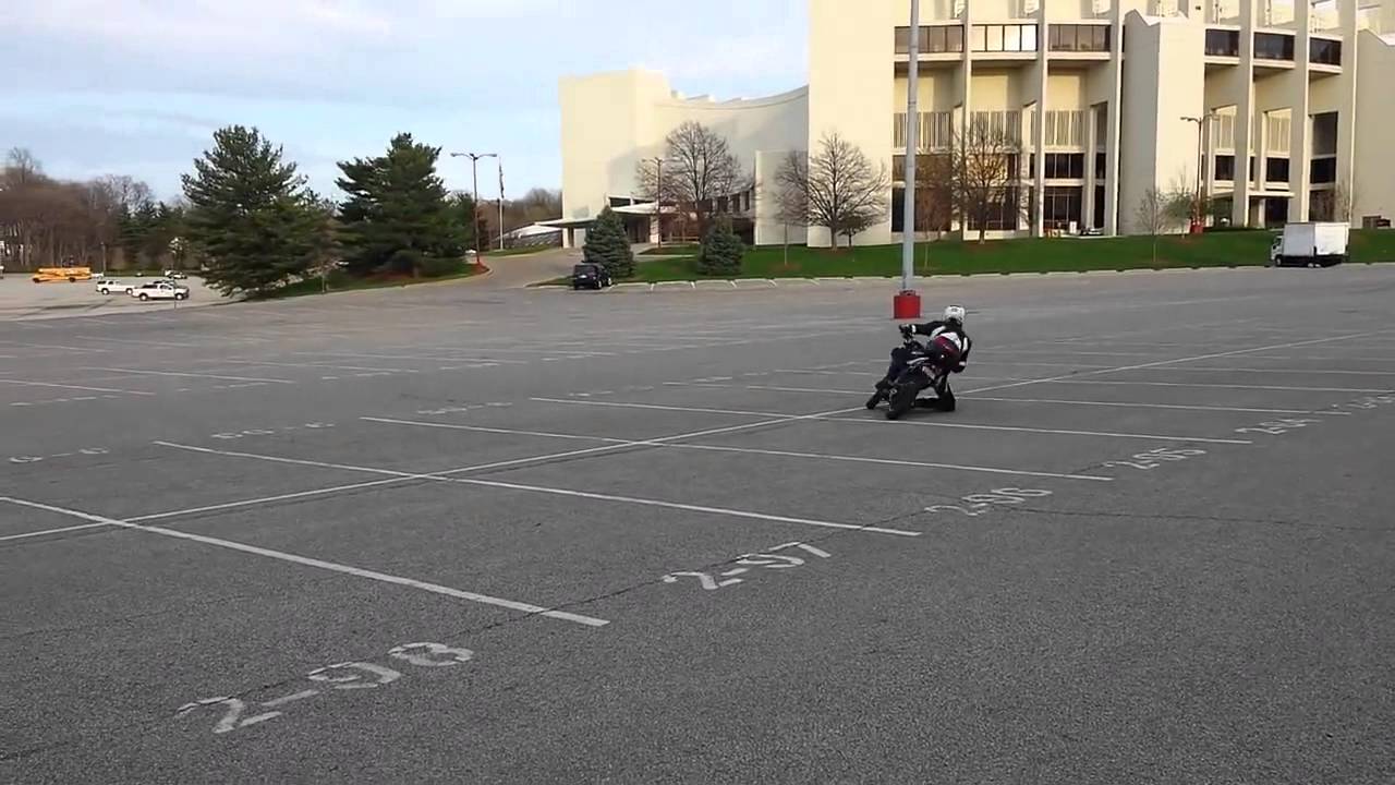 NX250 One-Handed Knee Dragging on a Dual-Sport - YouTube