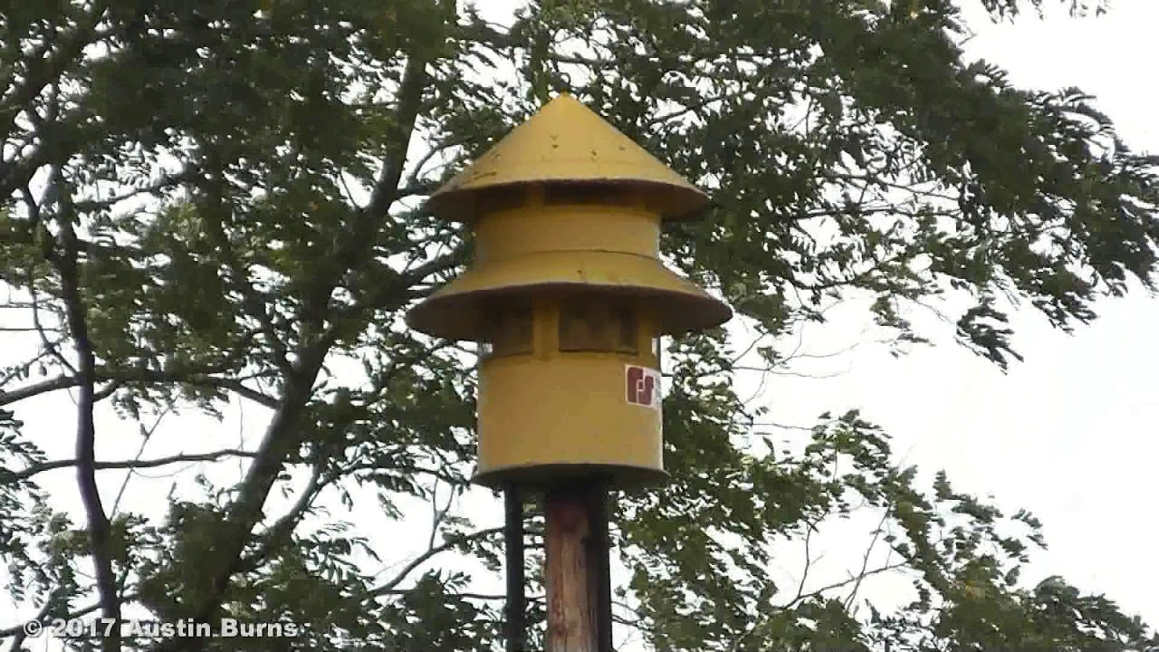 Battle Creek, MI Federal Signal Model 5T Siren Test - 10/7/17 - YouTube