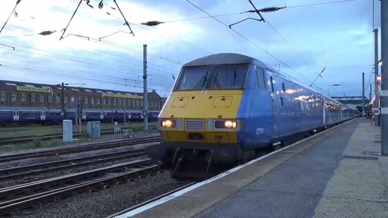 91 125 and Sky 1 HD set at Doncaster - YouTube