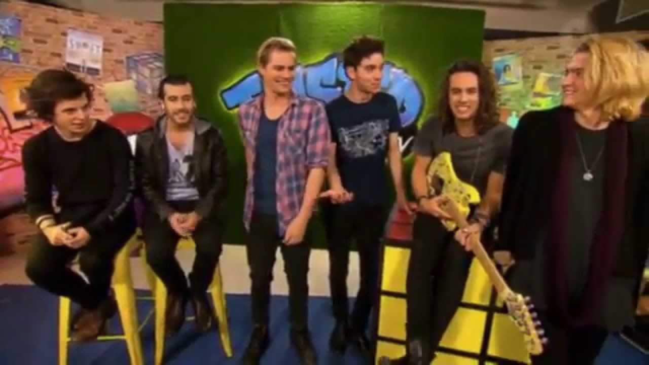 Little Sea on Toasted TV || 27/7/15 - YouTube