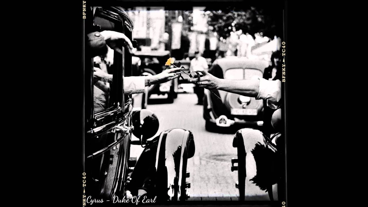 Cyrus Sitagata - Duke Of Earl - YouTube
