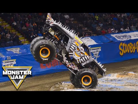 HIGHLIGHTS: Albany | Triple Threat Tour East | Jan 21-22, 2017 | Monster Jam