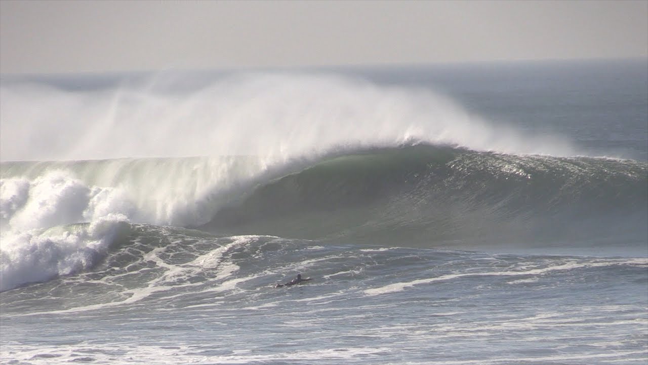 Surfing Offshore Beach Break! - YouTube