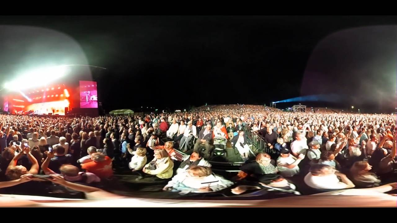 Johnny Hallyday 360° au Printemps de Perouges 2016 - YouTube