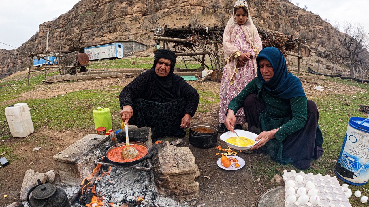 Outdoors Cooking (Tomatoes with Eggs) _ Nomadic Lifestyle of Iran (2022 ...