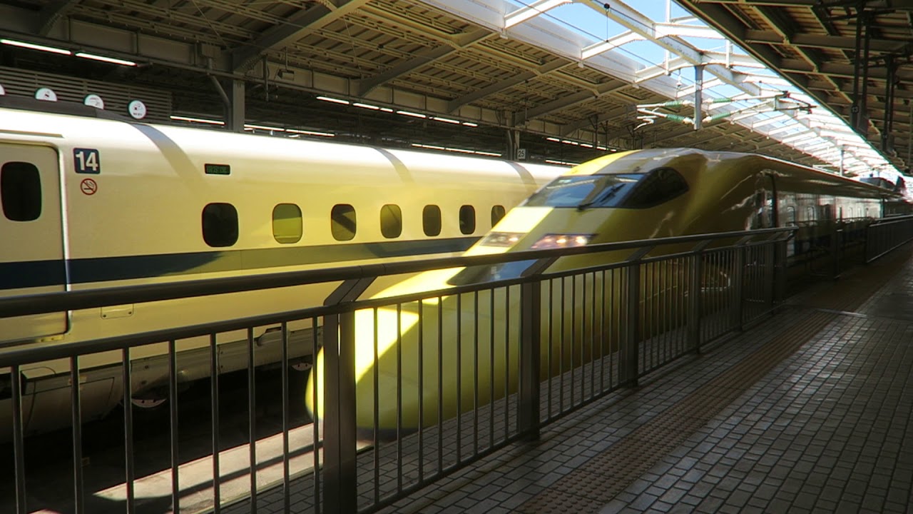 JR西日本【ドクターイエロー】923形T5編成、新大阪駅到着，Shinkansen 923 Series 'Dr. Yellow' - YouTube