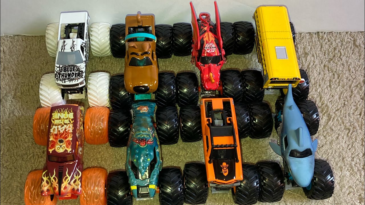 Spin Master Monster Jam Series 18 Unboxing & Review! - YouTube