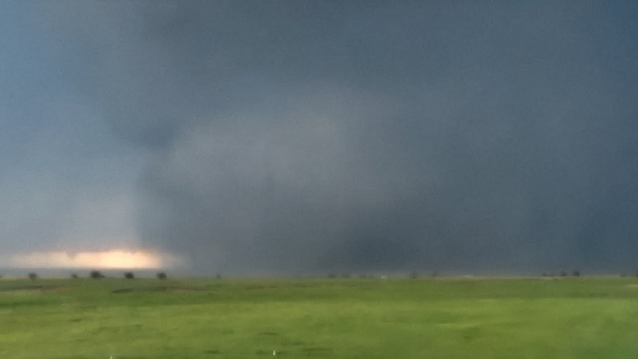 El Reno, Oklahoma EF3 Tornado (Rare Footage) 5/31/13 - YouTube