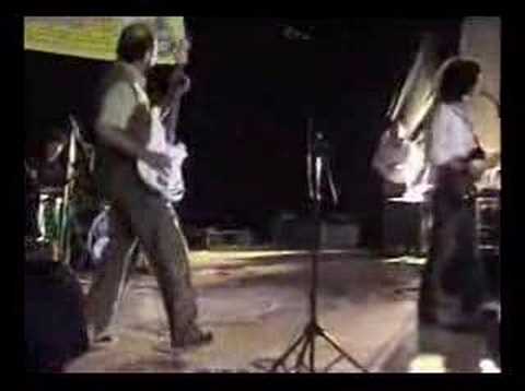 ALAZA - Mezarlık Gulleri