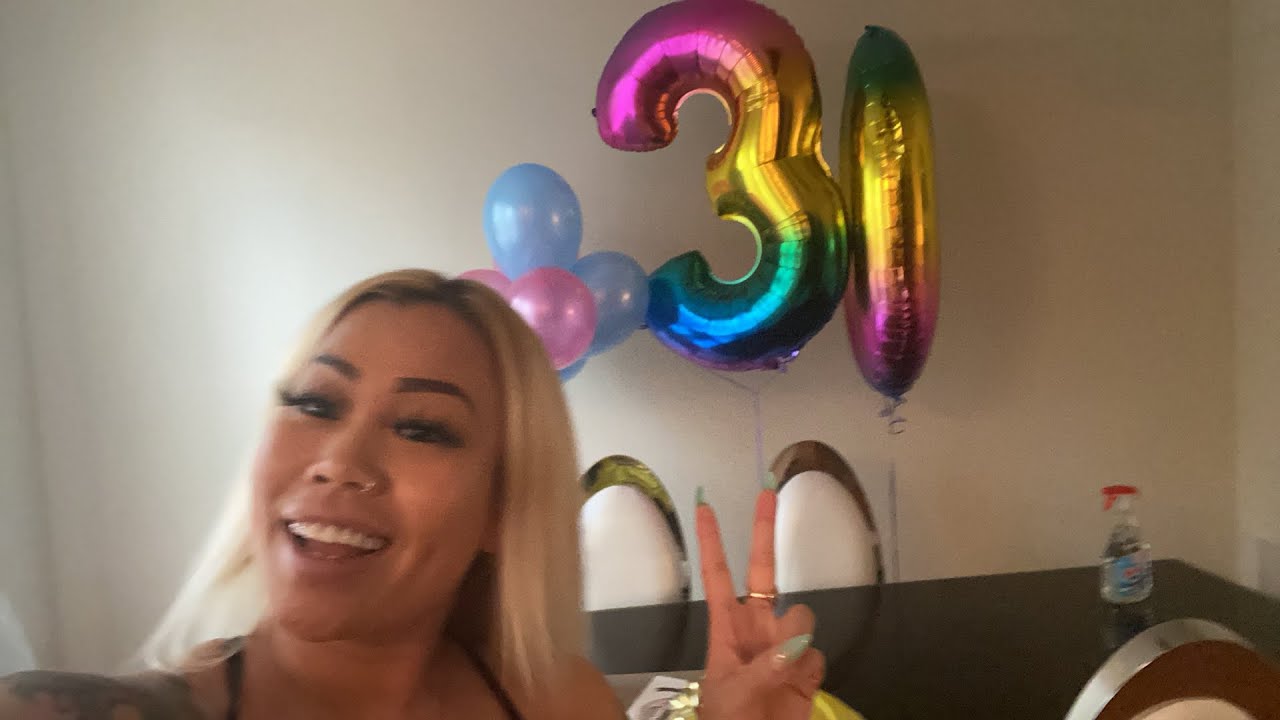 Connie Jessica and Brittany surprises me for my 30th Birthday - YouTube