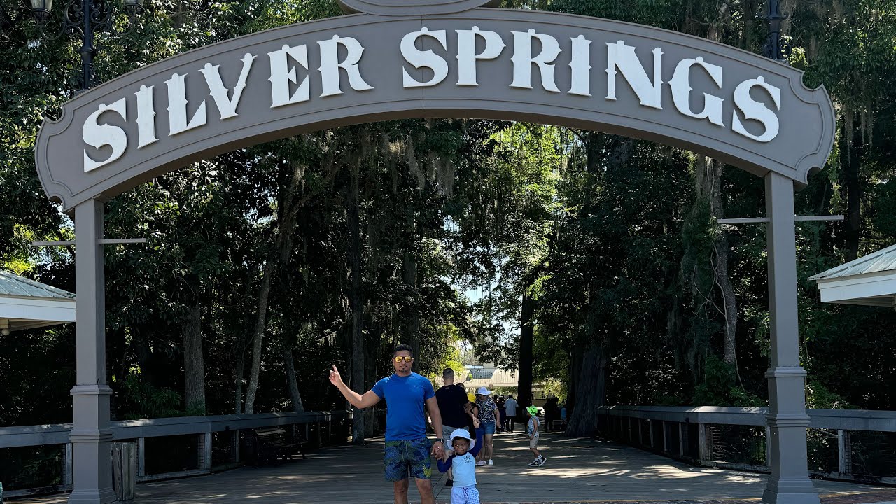 Dia en un rio de florida - YouTube