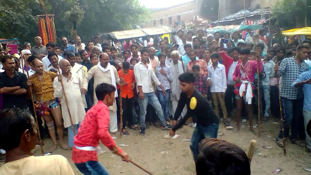 Bundelkhandi Diwali Nach - YouTube