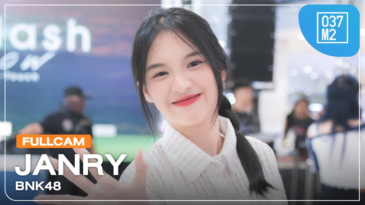 BNK48 Janry @ BNK48 18th Single “Green Flash” Roadshow [Full Fancam 4K 60p] 250301 - YouTube