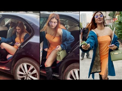 Khushi Mukherjee Spotted tredning In The City | MS shorts MS Bollywood