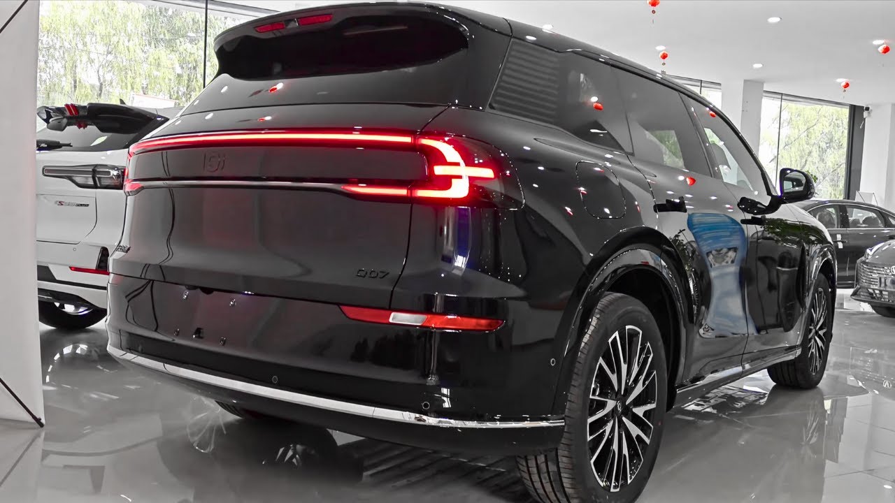 Changan Qiyuan Q07 New 2025 in-depth Walkaround - YouTube