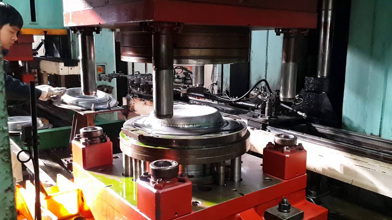 2nd drawing process for automobile wheel manufacturing - YouTube