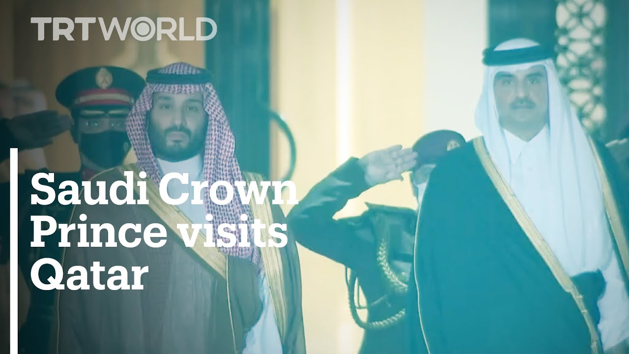 Qatari emir welcomes Saudi crown prince to Doha - YouTube