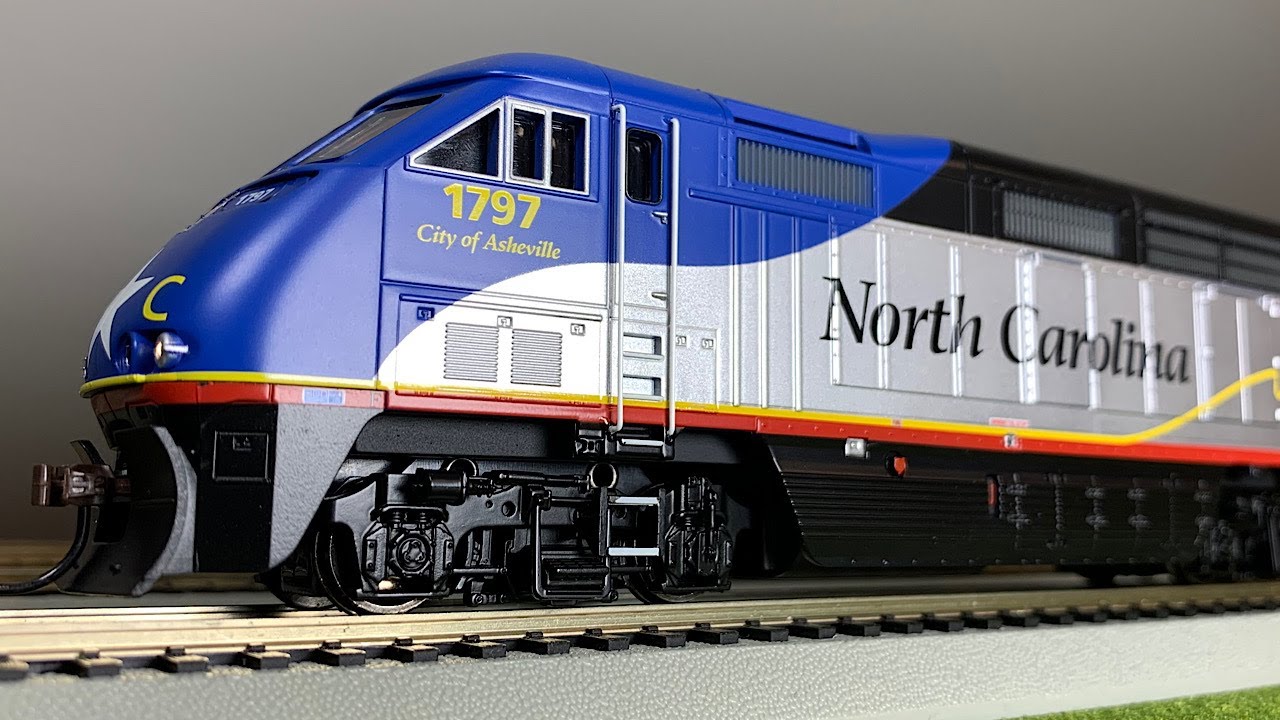 Model Review Extra | Athearn - EMD F59PHI - YouTube