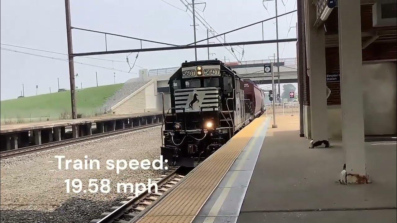 NS GP38-2 5607 glides thru Lancaster PA at 19.58 mph - YouTube