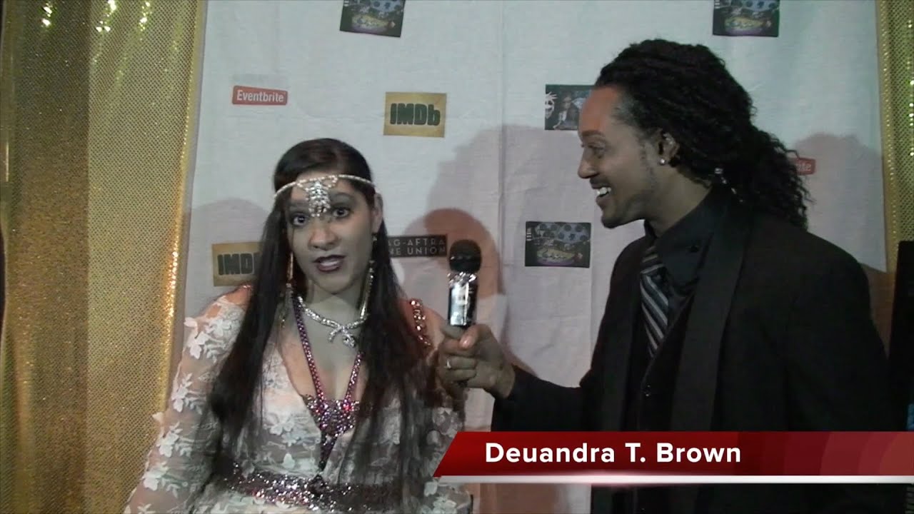 Diamond Cobra vs The White Fox Premiere part 2 - YouTube