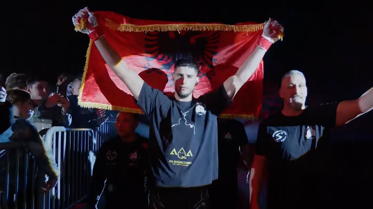 Albanian MMA fighter Arlind Berisha entrance | FCR 22 - YouTube