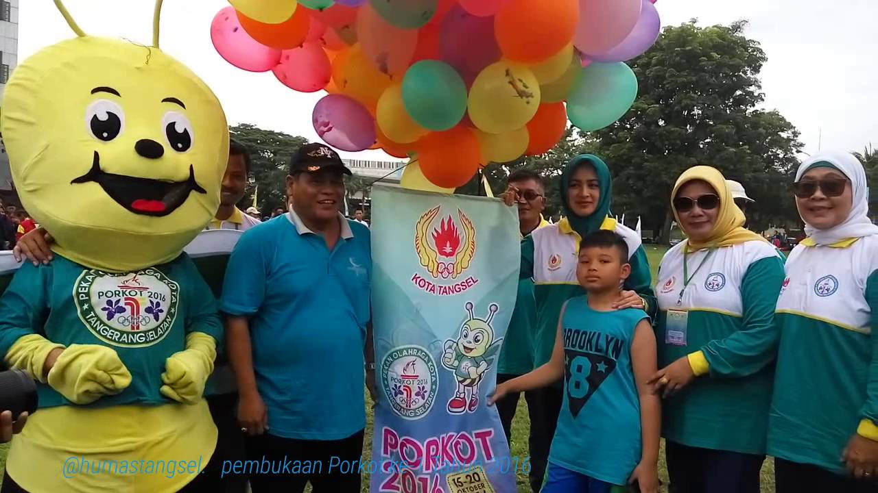 Pembukaan PORKOT (Pekan Olahraga Kota) Tangsel Ke-1 tahun 2016 di BSD ...