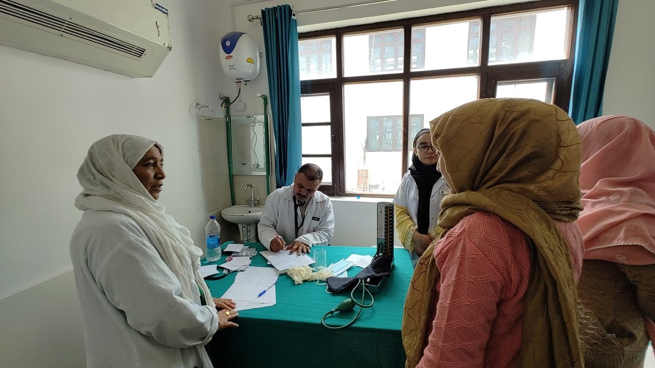 Free Medical camp - Borderless World Foundation - Drass - YouTube