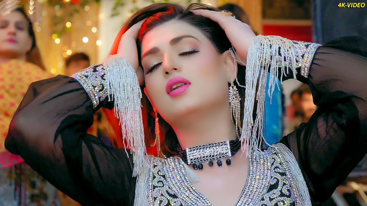 Lakh Piya Chaly Koi Chal Sajna, Urwa Khan , Latest Dance Performance ...