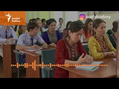 Daşary ýurtda okuwyň gapdalyndan işlemäge mejbur galýan talyplar 'kemsitmelere sezewar bolýar'