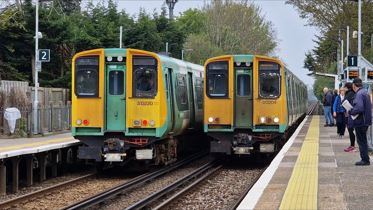 Trains at Southbourne & Warblington 29/04/23 (Including the Class 313 ...