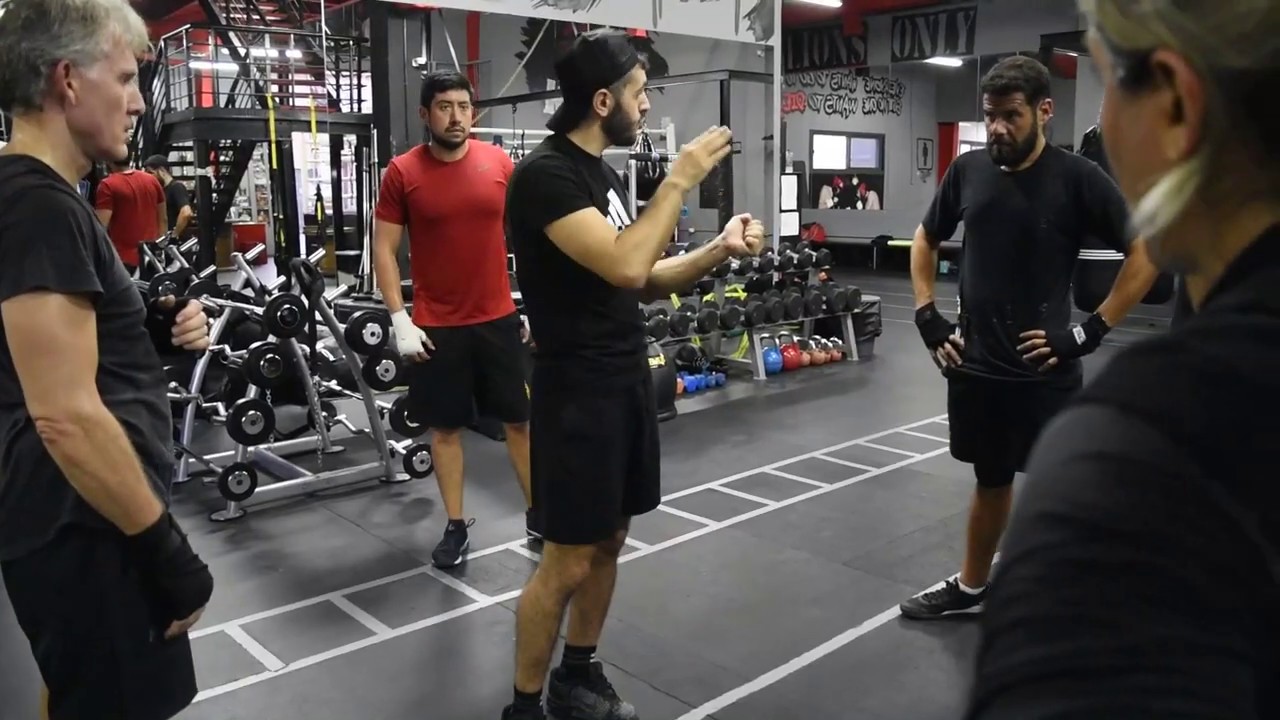Early morning Boxing Technique class! Why aren't you taking it? - YouTube