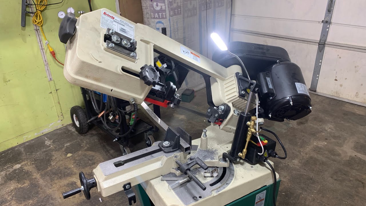 HOW TO ADD A LIGHT TO YOUR BAND SAW EASY!! - YouTube