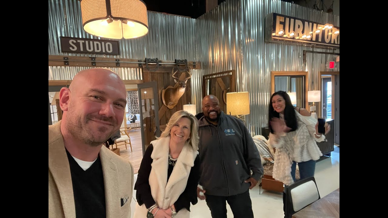 Darin Hunter at Pineapple Park in Downtown Woodstock, GA with Pacita ...