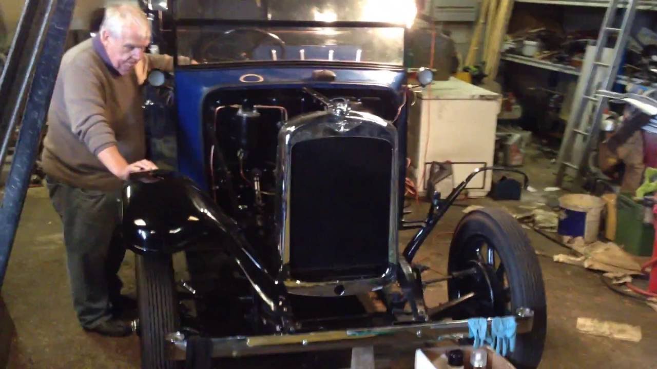 1935 Austin 12/4 Taxi run properly for the first time in many years ...