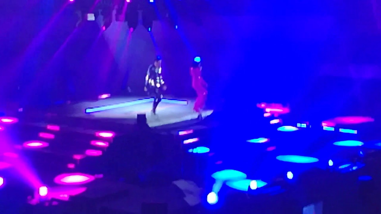 90s Pop Tour The Sacados feat Litzy / Pensando en ésa chica - YouTube