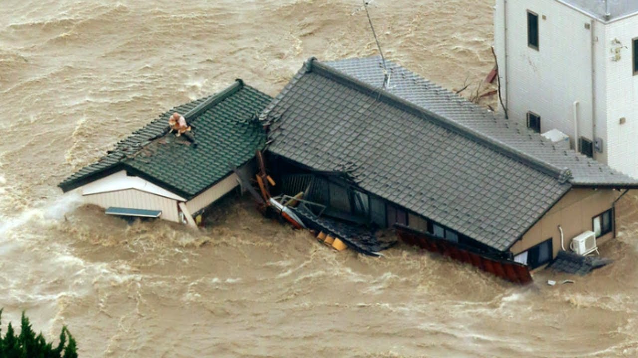 The most destructive flood in Italy!Regions and cities went under water ...