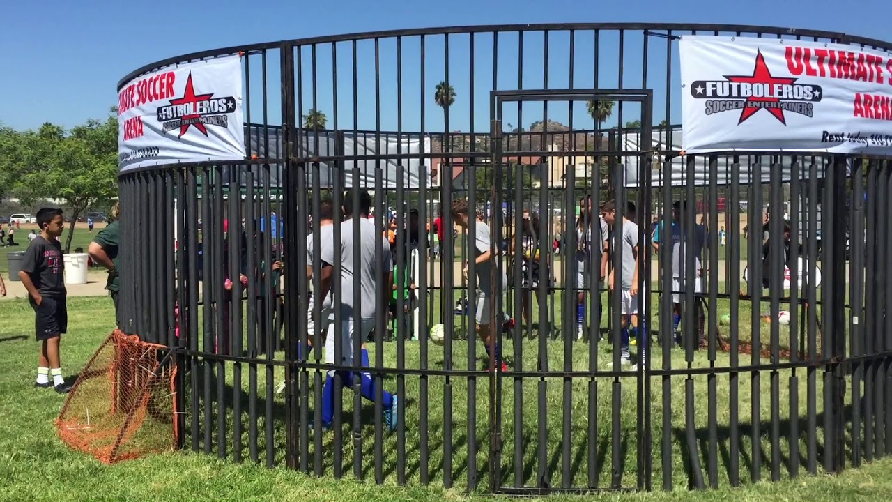 Futboleros Soccer Entertainment Services - YouTube
