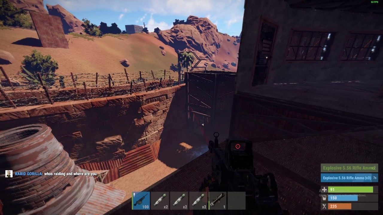 Raiding a salty roof camper | Rust - YouTube