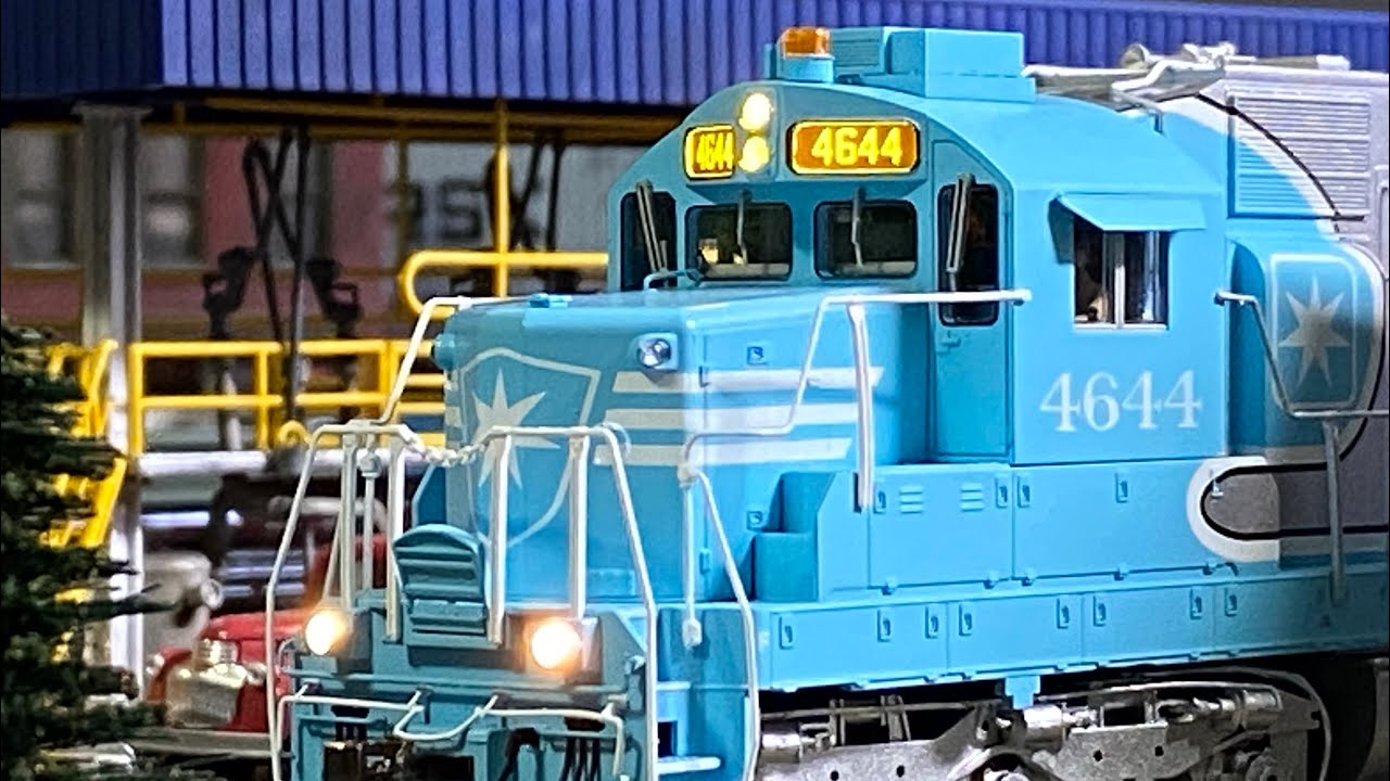 Trk_ON 440: HO Scale Freight and Stack Trains BNSF MAERSK CSX/UP - YouTube