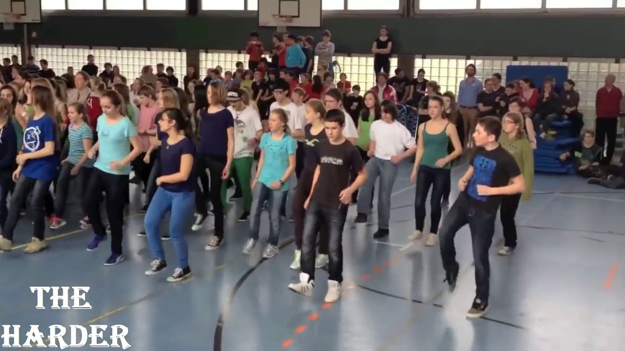 Amazing! 150 students dance Jump Style! - YouTube