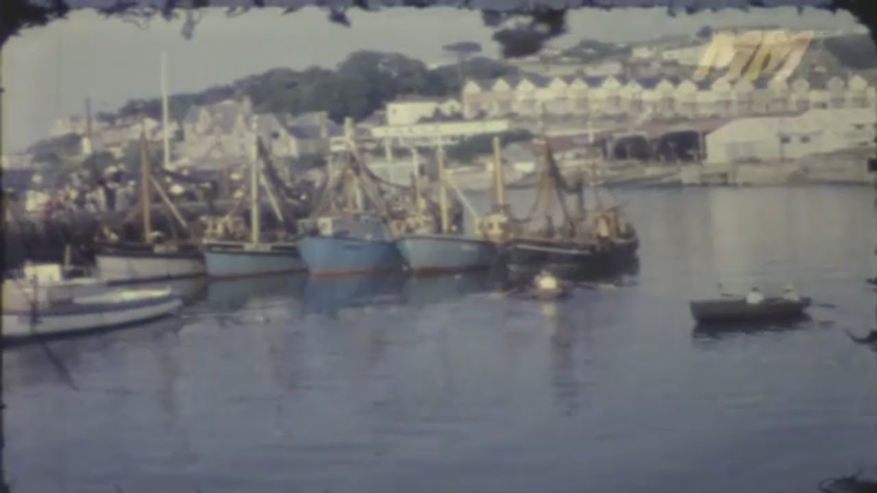 West Country Holiday South Devon England 1960s old cine film - YouTube