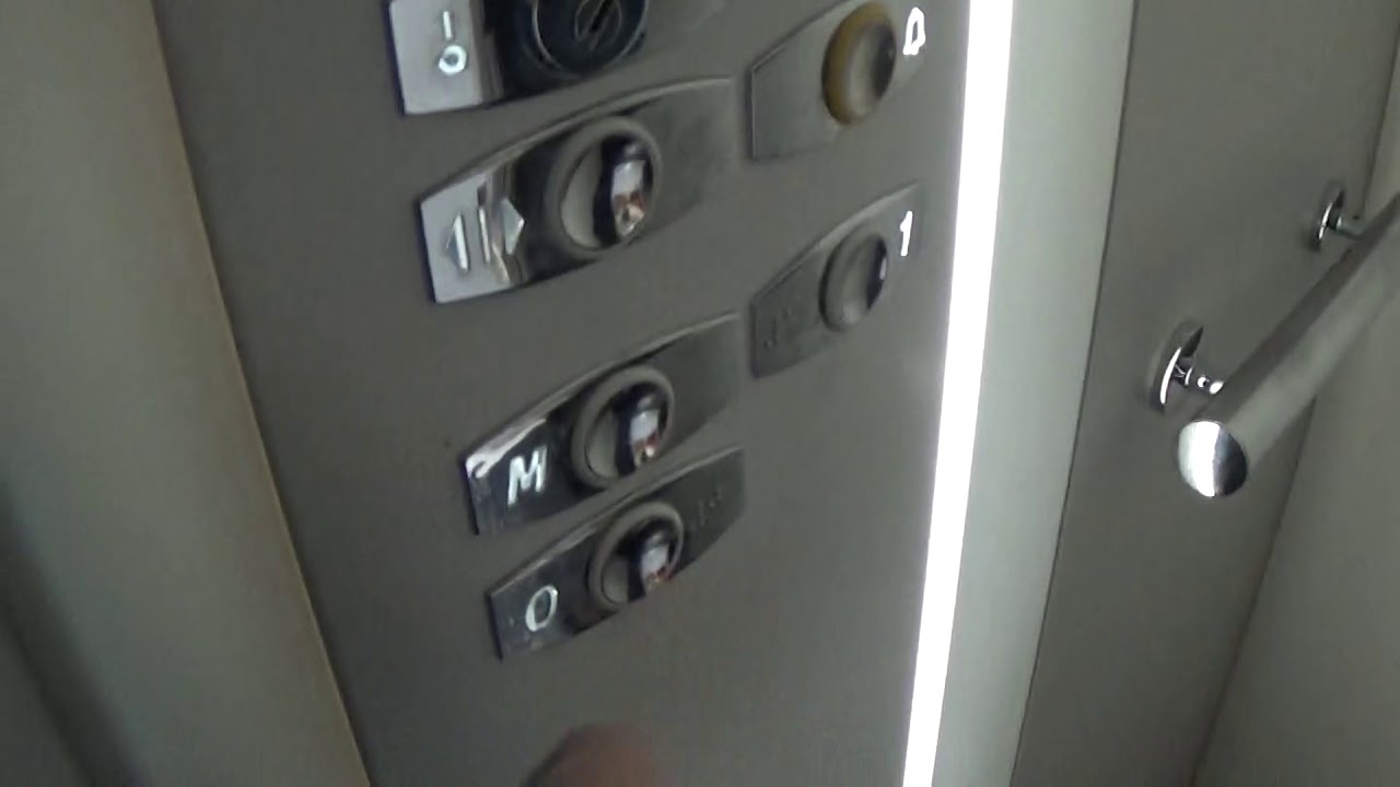 Otis 2000 H Elevator At The Warrenpoint Town Hall - YouTube