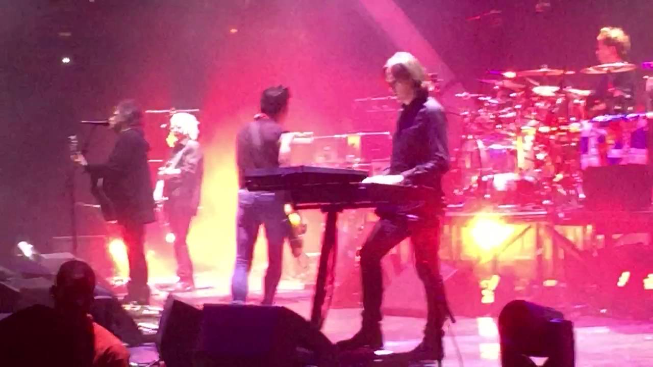 Just Like Heaven (The Cure: Miami 6-27-16) - YouTube