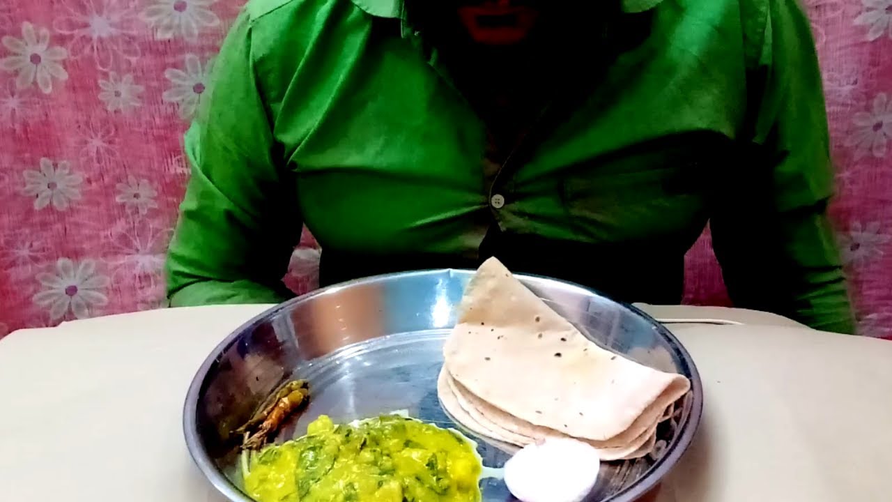 Eating Roti And Sabji With Onion | Simple Food Eating | Indian Food ...